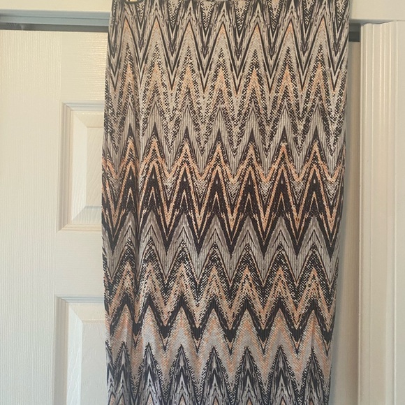 Willow & Clay | Skirts | Willow Clay Chevron Pencil Skirt Black And ...